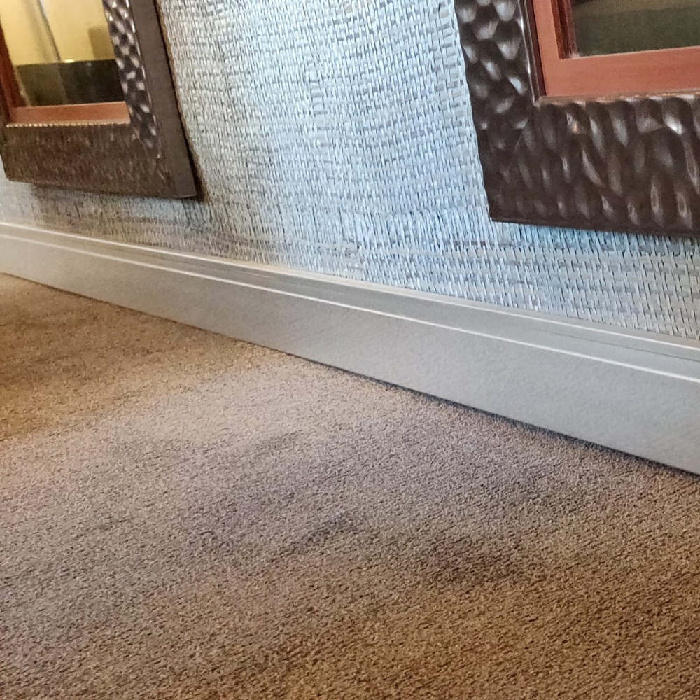 2323 ZOCALO EPS 100MM PLATA